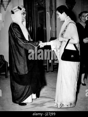 WIFE OF SAUDI ARABIAN SHEIKH HAFIZ WAHBA AND ELSA MARIA VILLANUEVA IN ...