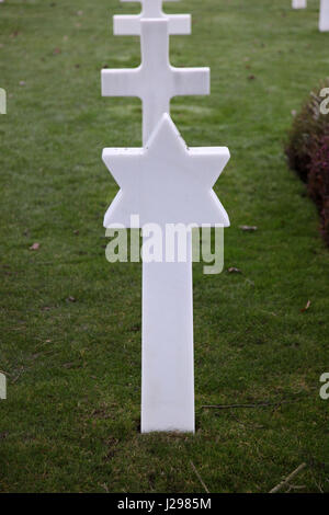 Normandy,France. The tombstone of the Jewish soldier Jerome Shapiro at ...