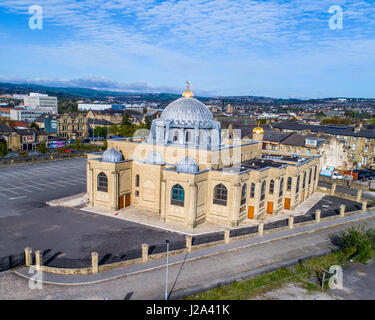 Jamiyat Tabligh-Ul-Islam Central Mosque Bradford Stock Photo - Alamy