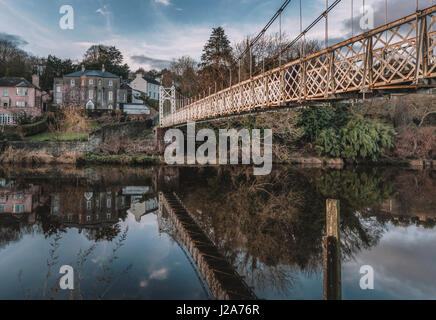 Daly's Suspension Bridge AKA Shakey Bridge over the River Lee, Cork ...