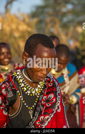 Africa, Tanzania, girls wearing traditional clothing Stock Photo - Alamy