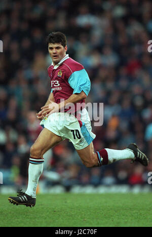 Andy Payton, Burnley Stock Photo - Alamy