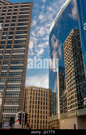 Modern Building, Aldgate, East End, London Stock Photo - Alamy