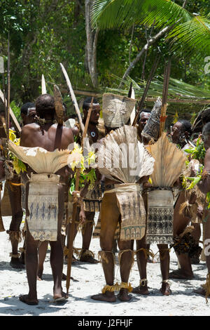 Group of Native men of the Solomon Islands Stock Photo - Alamy