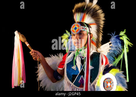 Fancy bustle dancer Pacer Allan Tobey (Assiniboine, Sioux) dressed in ...