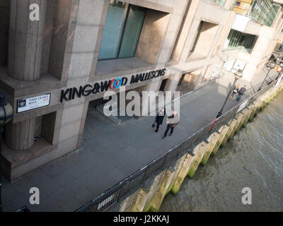 KWM, King and Wood Mallesons global law firm London offices Stock Photo ...