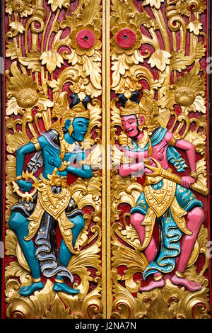 Beautiful Carvings of Hindu Deities on the Main Gopuram of Meenakshi ...