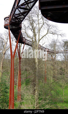 Tree Top Walkway, Royal Botanic Gardens, Kew, London, England Stock ...