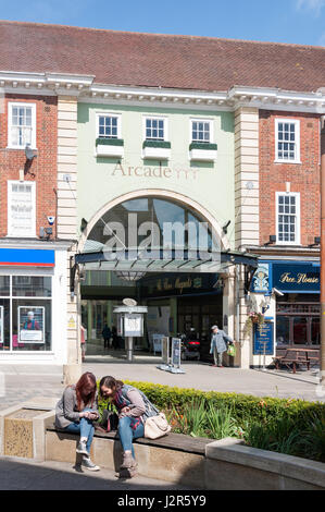 The Arcade, Leys Avenue, Letchworth Garden City, Hertfordshire Stock ...