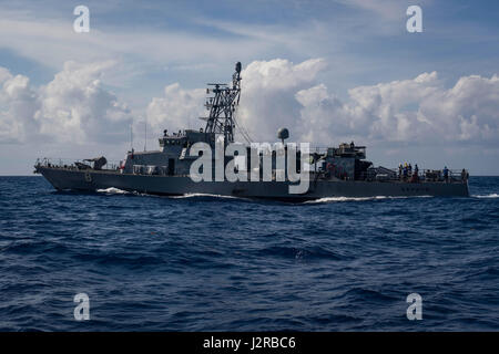 170421-N-EO381-154 CARIBBEAN SEA (April 21, 2017) - The Cyclone-class ...