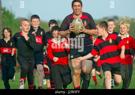 Avonmouth Rugby Football Club, Bristol with Nick Venn teaching ...