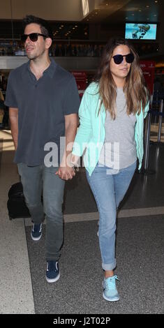 Eli Roth departs from the airport with his wife Lorenza Featuring: Eli ...