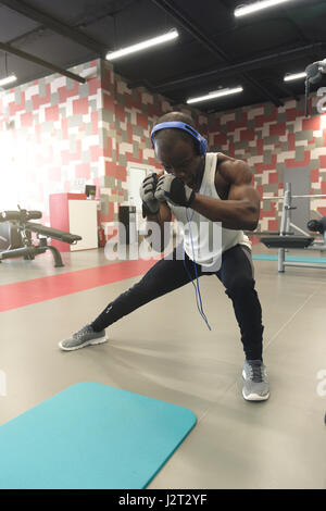 Handsome man with great body gym and pool Stock Photo - Alamy