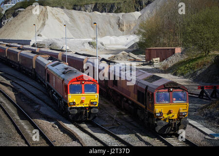 Class 66 freight trains at Cemex Quarry in Dove Holes High Peak Stock ...
