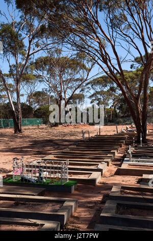 Gold mining town cemetery, Norseman Western Australia Stock Photo - Alamy