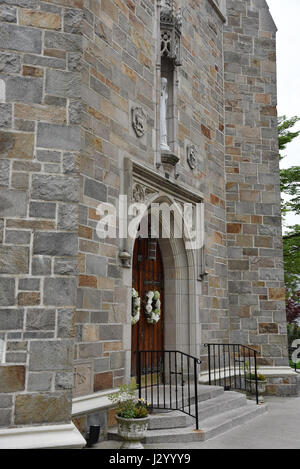 Holy Name of Mary Roman Catolic Church in Croton-on-Hudson, NY, USA ...