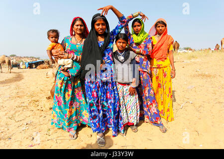 Indian Gypsies in Rajasthan Stock Photo - Alamy