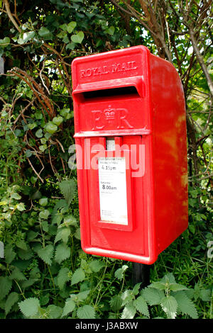 British Royal Mail red cast iron post box 1940's style Stock Photo - Alamy