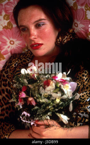 Muriel's Wedding Year: 1994 - France / Australia Director: P.J. Hogan ...