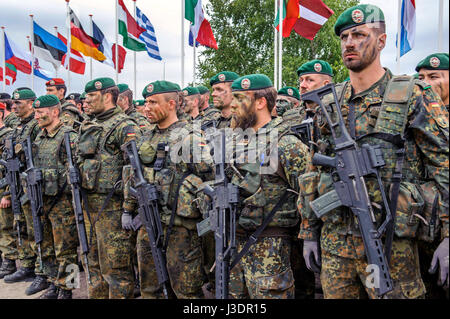German Bundeswehr soldiers of the Special Forces Commando (KSK ...