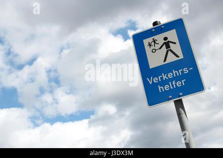 German pedestrian crossing sign, Germany, Europe Stock Photo - Alamy