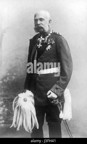 This artwork depicts the Austro-Hungarian Imperial Cavalry (KuK ...