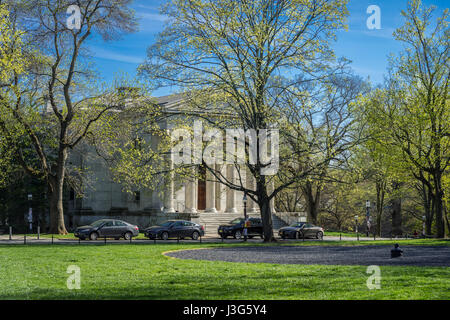 Clio Hall Princeton University NJ - A view to the iconic style Greek ...