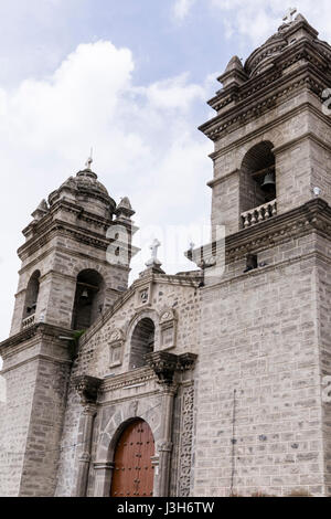 Temple of Santa Ana (1569) in Ayacucho city, Peru Stock Photo - Alamy