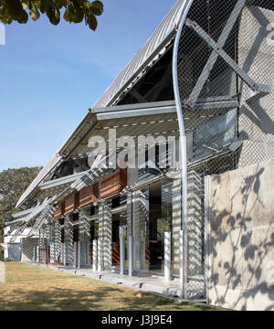 Garden side exterior under louvres. The Pool Studio of Matharoo ...