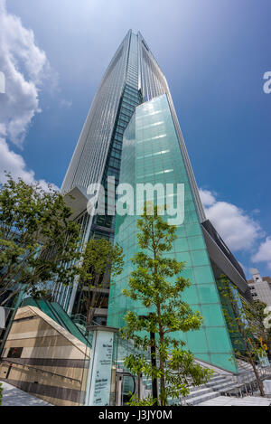 Toranomon Hills Mori Tower in Tokyo, Japan Stock Photo - Alamy
