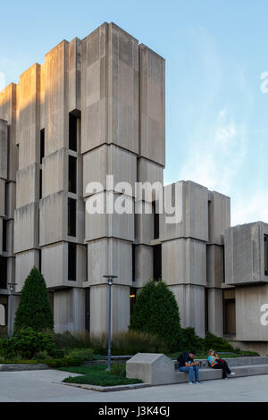 Regenstein Library at the University of Chicago in Chicago, IL, USA ...