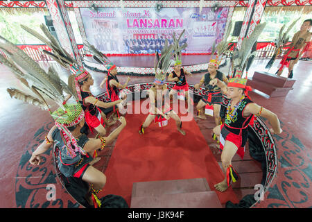 Kadazan dusun tribe in traditional costume during Sabah Harvest ...