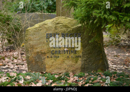 Grabmal, Erik und Christine Reger, Waldfriedhof, Potsdamer Chaussee ...