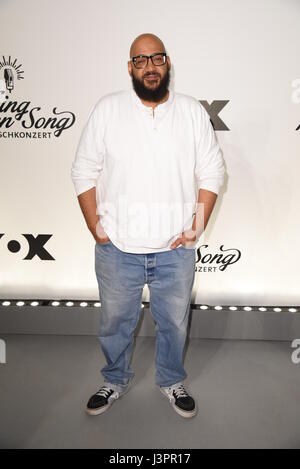 Presentation of the new 'Sing meinen Song' season at Festsaal in ...