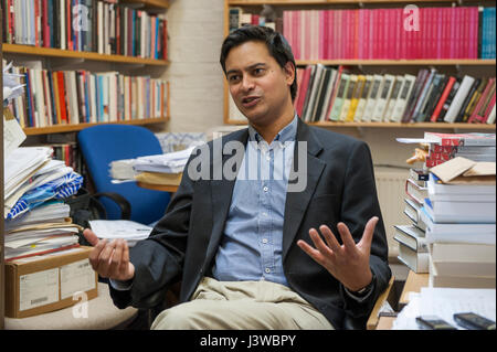 Rana Mitter surrounded by books at Oxford University Stock Photo - Alamy