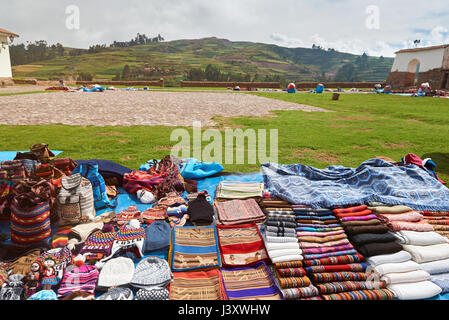 Peruvian colorful textile background. Traditional red peru fabric cloth ...