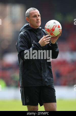 Nottingham Forest assistant manager David Weir Stock Photo - Alamy