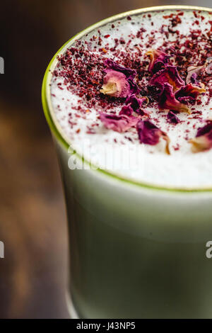 Rose matcha green tea latte Stock Photo - Alamy