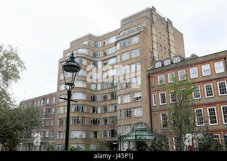 Facade of Florin Court (Whitehaven Mansions - Poirot) - Art deco ...