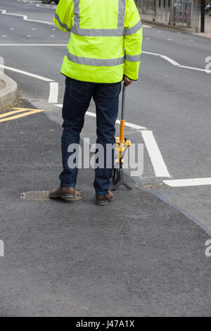 surveyor's wheel, clickwheel, hodometer, waywiser, trundle wheel ...