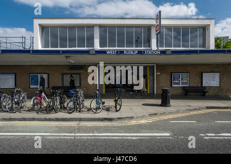 West Ruislip station Stock Photo - Alamy