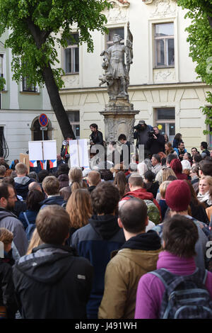 Olomouc, Czech Republic. 10th May, 2025. Actress Anna Drexler, winner ...