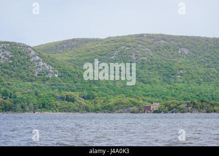 Plum Point State Park Overlooking the Hudson River in Upstate New York ...