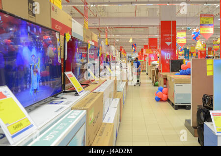 Large Screen Televisions in Supermarket, Emporium Mall, Lahore Pakistan ...