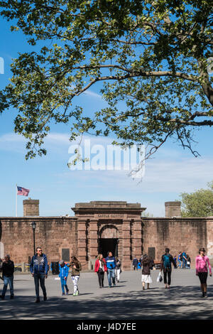 Battery Park with Castle Clinton National Monument, Manhattan, Lower ...