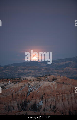 Full Moon Rising Over Hoodoos with Copy Space Above Stock Photo - Alamy