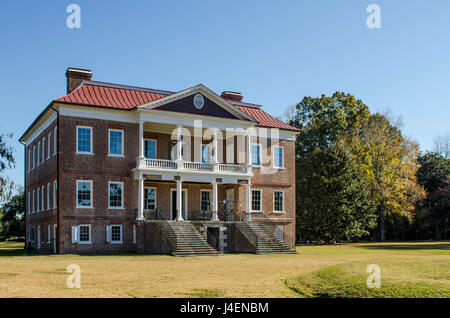 Drayton Hall Plantation in Charleston, SC. Palladian style estate built ...