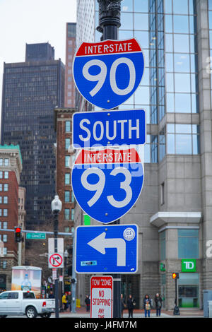 usa street-signs Interstate 90 west east Stock Photo - Alamy