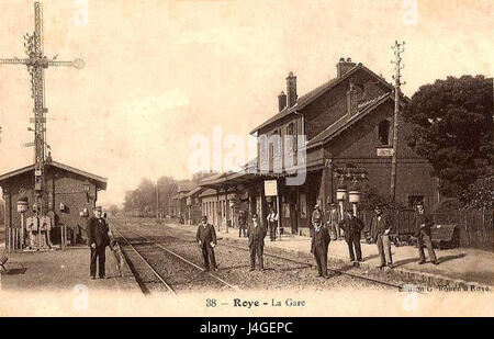 Roye (80), l'ancienne gare Stock Photo - Alamy