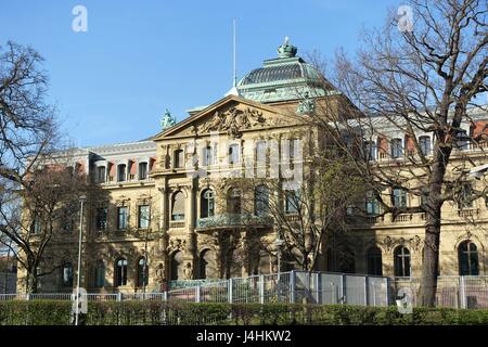 Germany: Seat of the German Federal Court of Justice in Karlsruhe ...